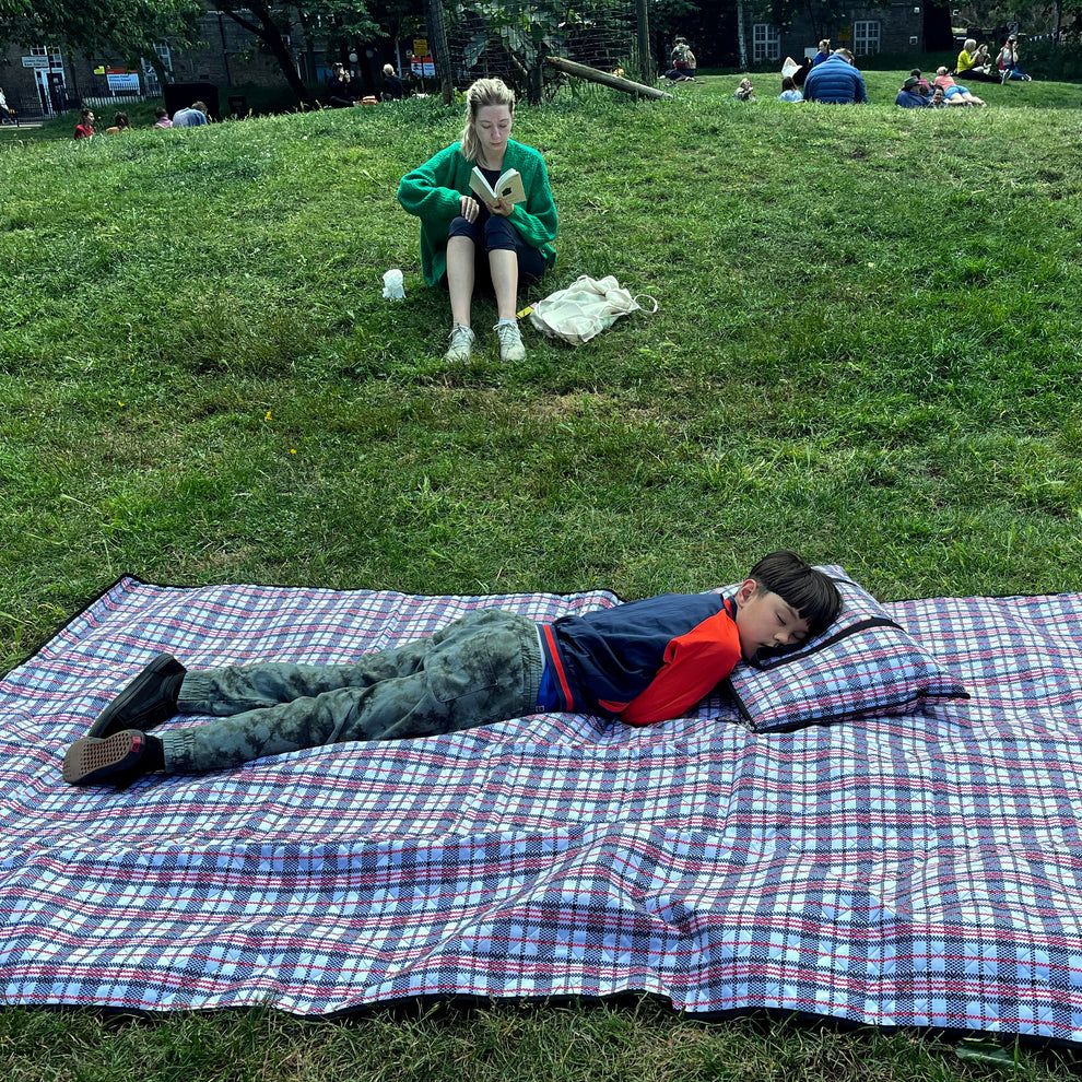 Eco Tartan “Billow” bag pillow pannier checkered plaid laundry portfol ...